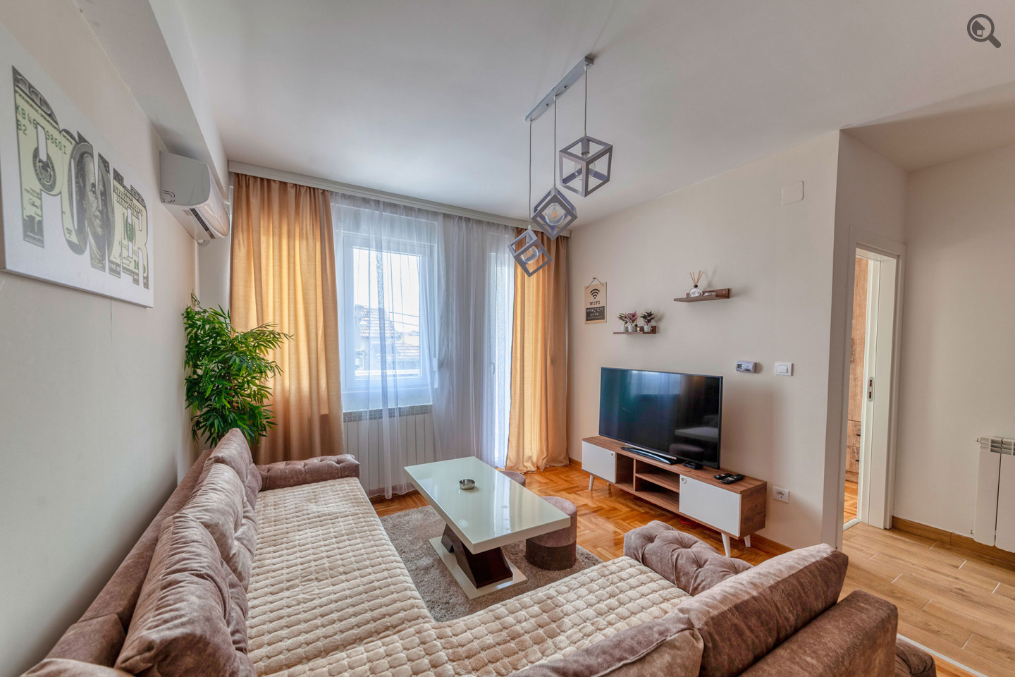 Two Bedroom Apartment Maker M Belgrade Zemun