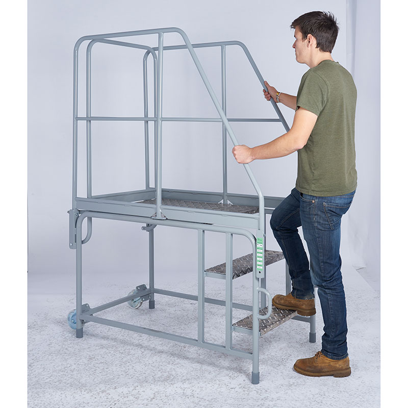 Universal Work Platforms - 3 Tread