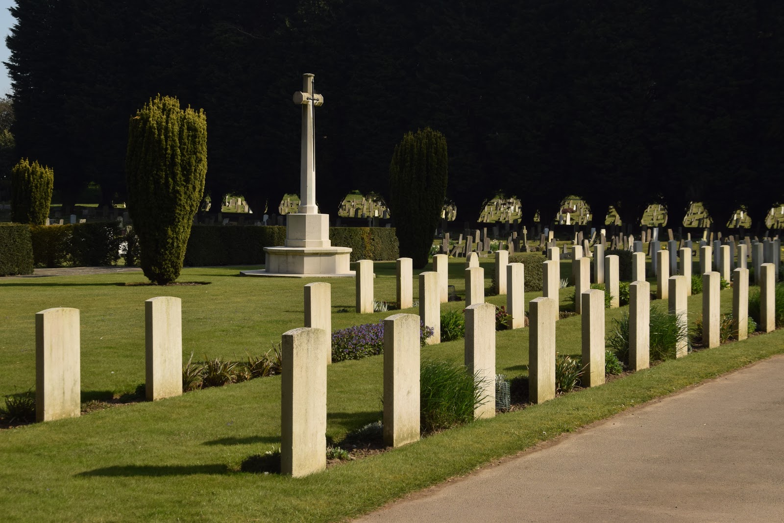 ᐅ Hawkinge Cemetery in Folkestone (Kent CT18 7AG) • Address & Opening ...