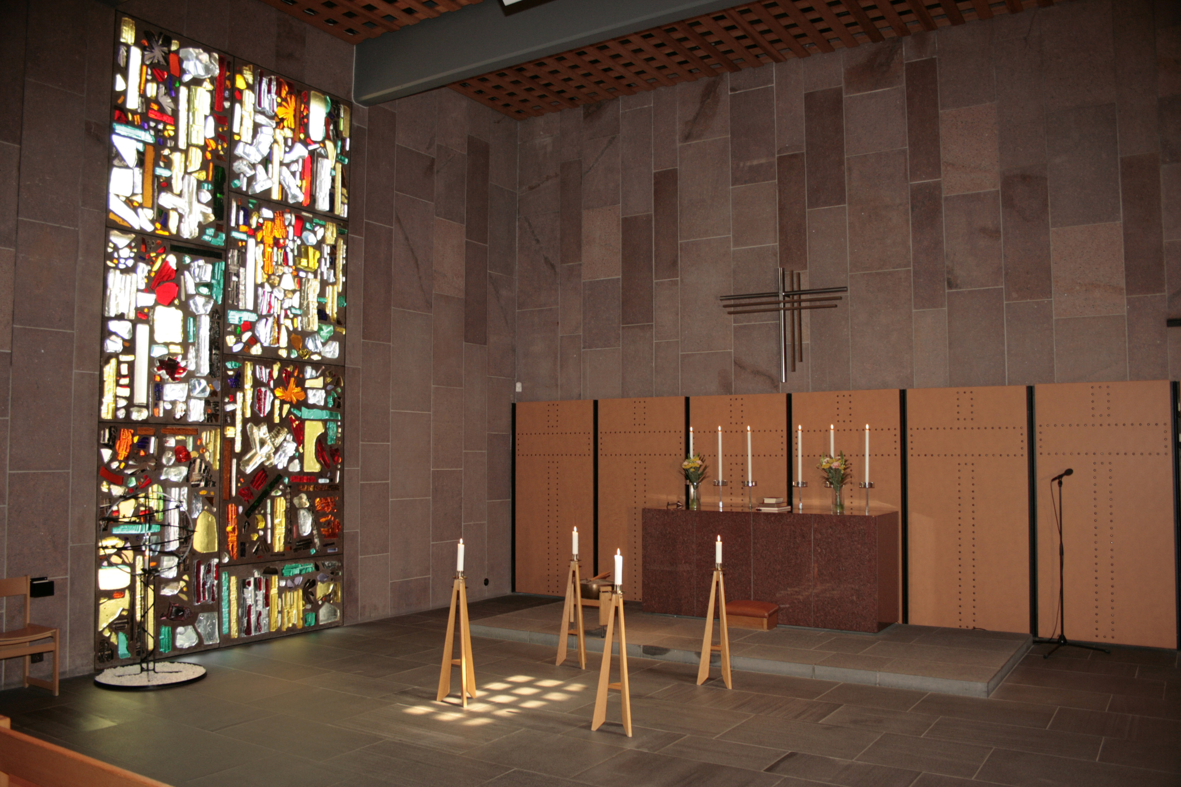 ᐅ Trons kapell i Malmö • Adress & Öppettider • Fenix Begravning