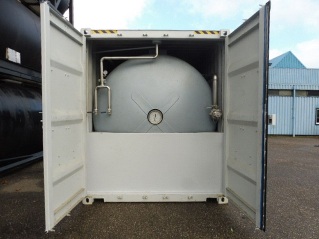 20FT Tank-in-Box for Non-Hazardous Liquids - Meeberg