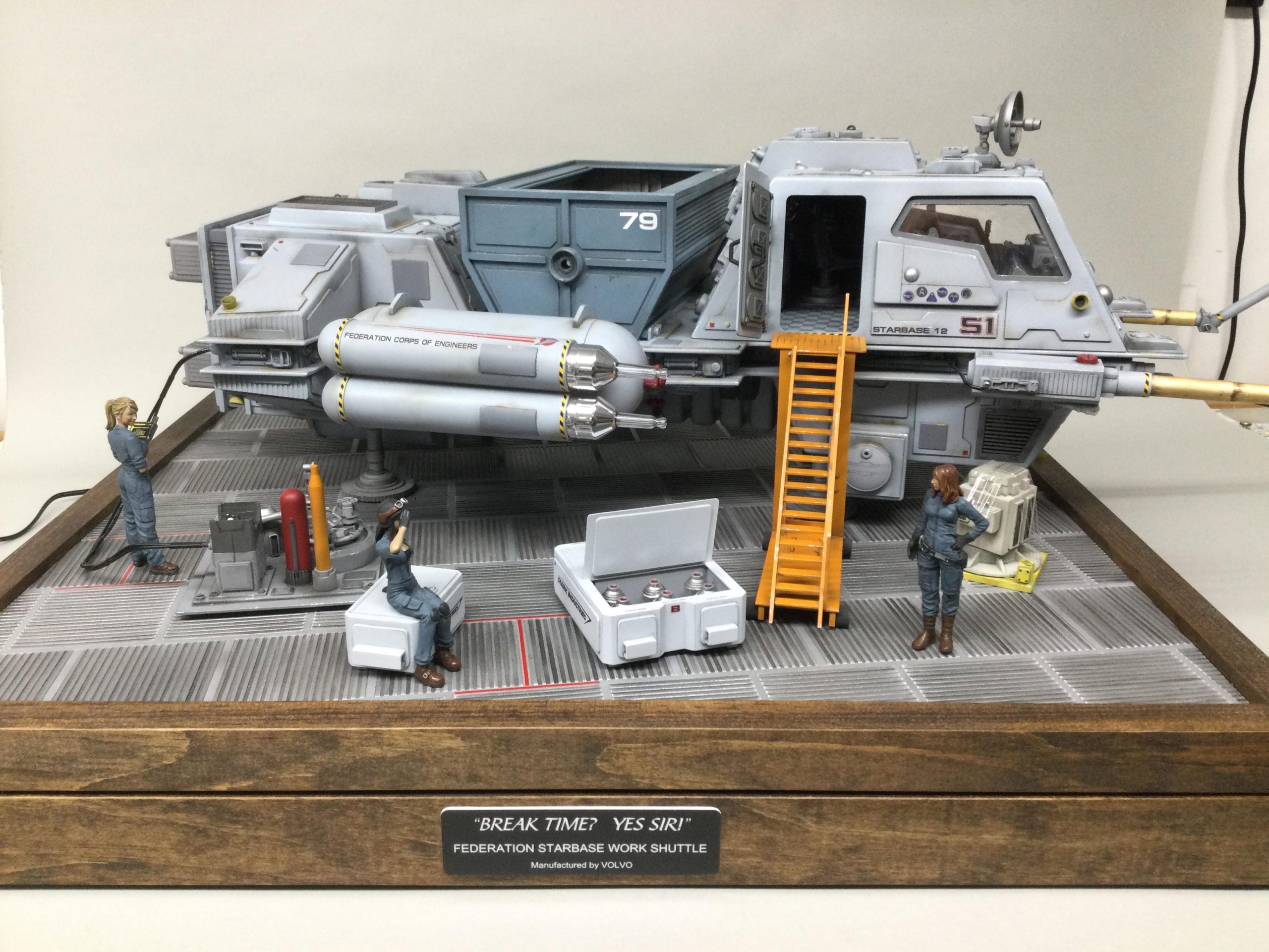 Federation Work Shuttle by Jeff Pollizzotto - The Art of Modeling Club