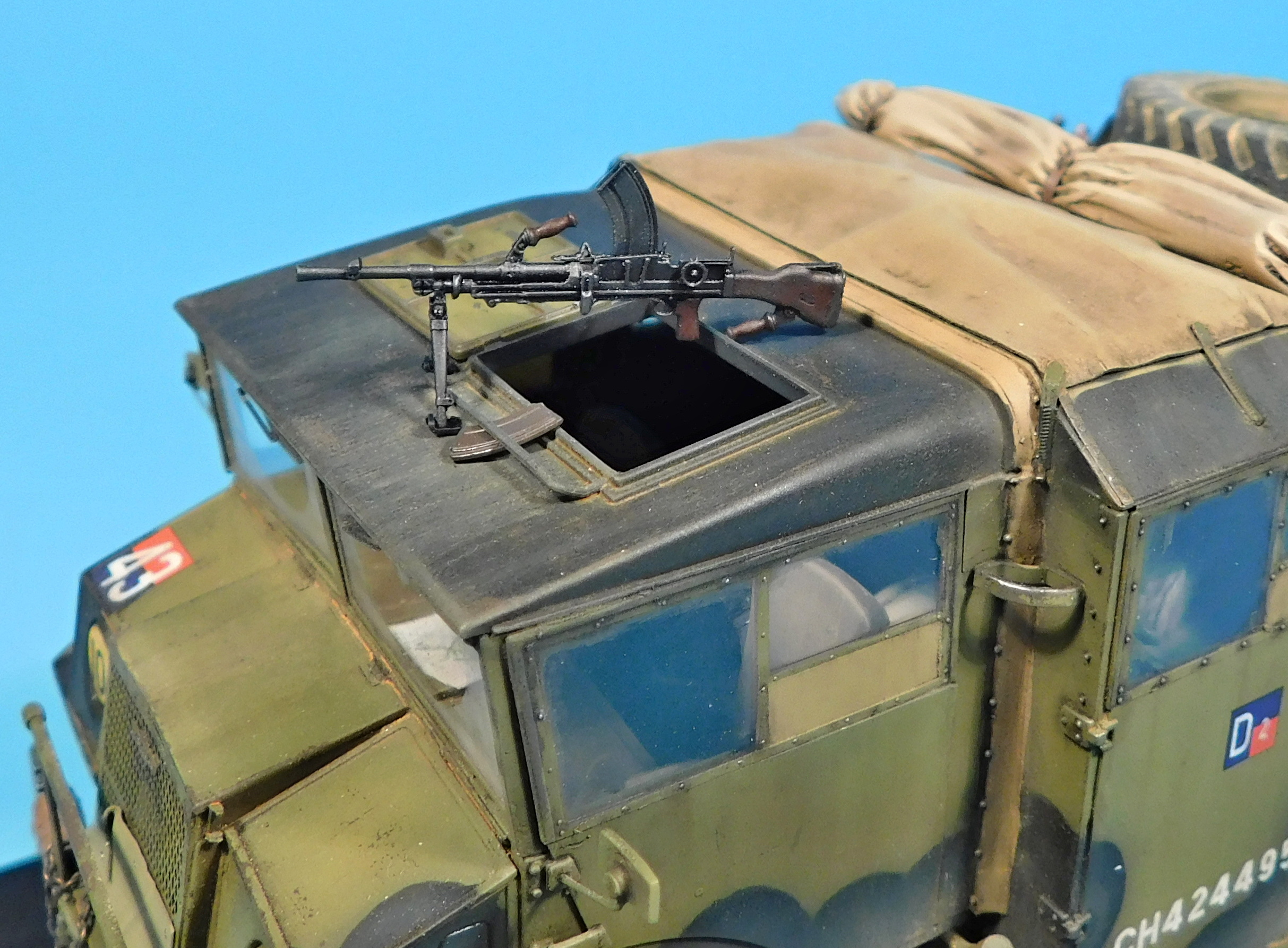 CMP CGT Field Artillery Tractor by Tomáš Sobolík - The Art of Modeling Club