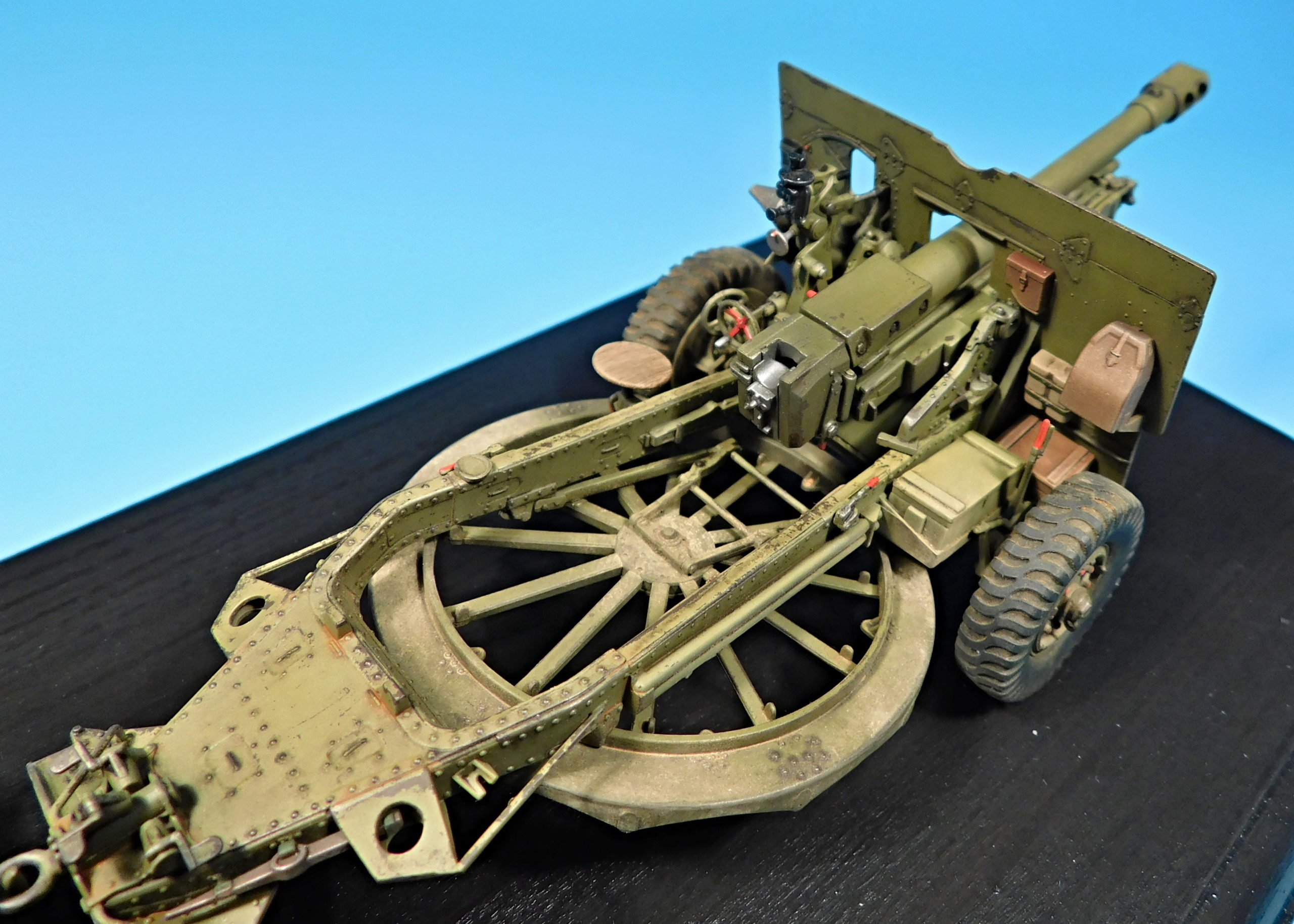 CMP CGT Field Artillery Tractor by Tomáš Sobolík - The Art of Modeling Club