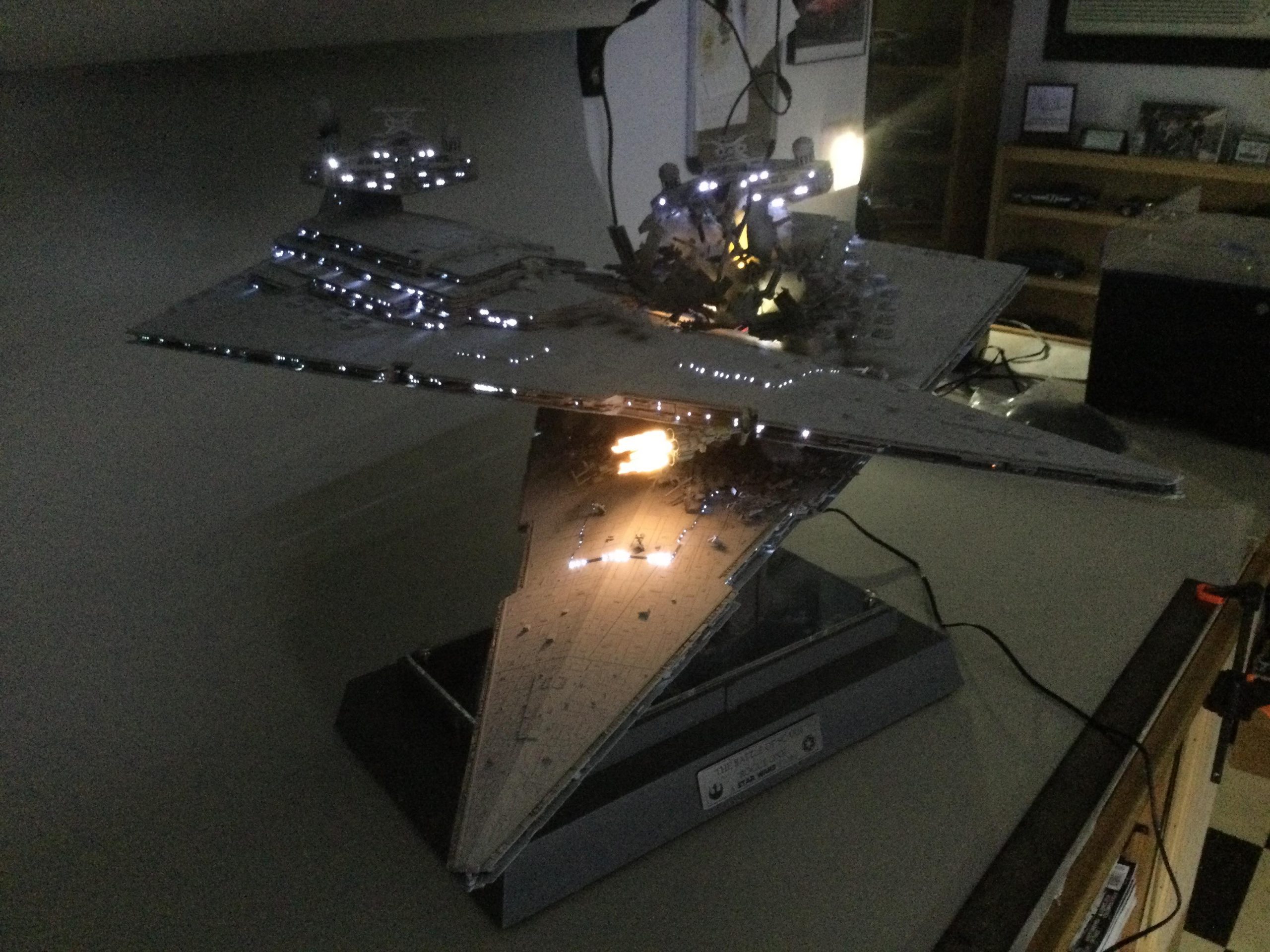 Star Destroyer Crash Scene by Jeff Pollizzotto - The Art of Modeling Club
