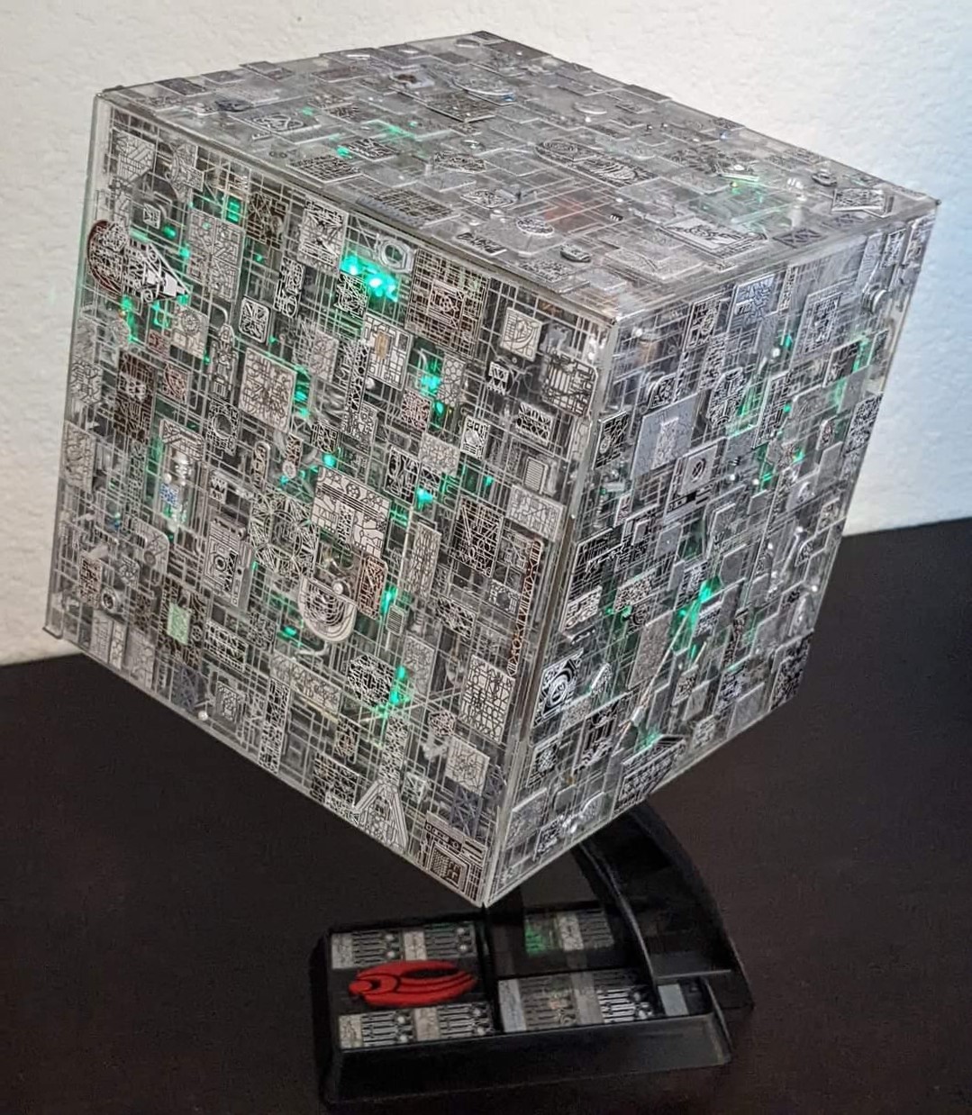 Borg Cube Ship by Mike Walstone - The Art of Modeling Club