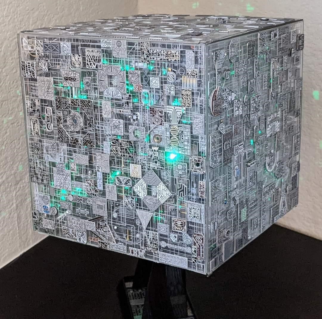 Borg Cube Ship by Mike Walstone - The Art of Modeling Club
