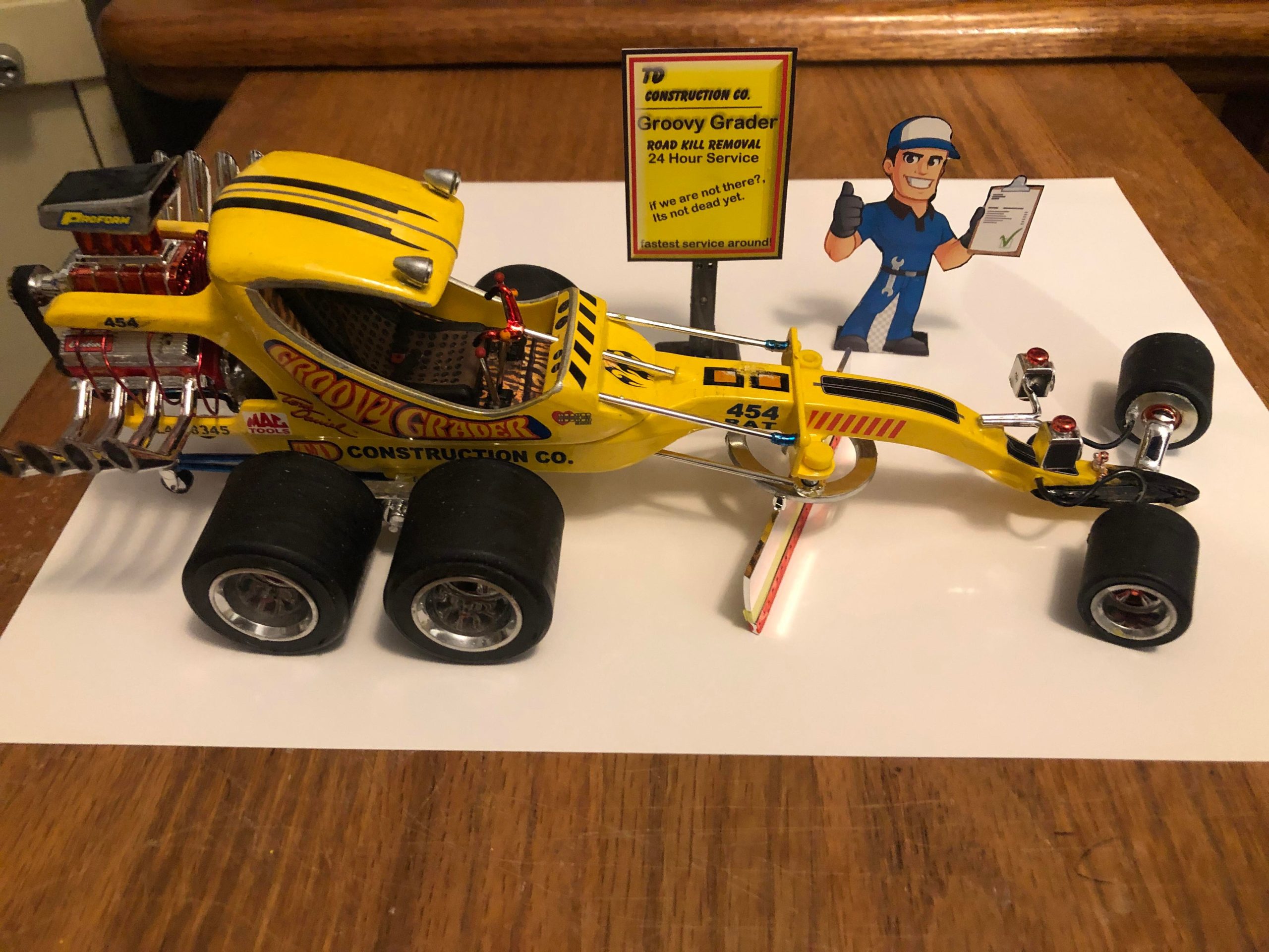 Groovy Grader by Perry Kirk - The Art of Modeling Club