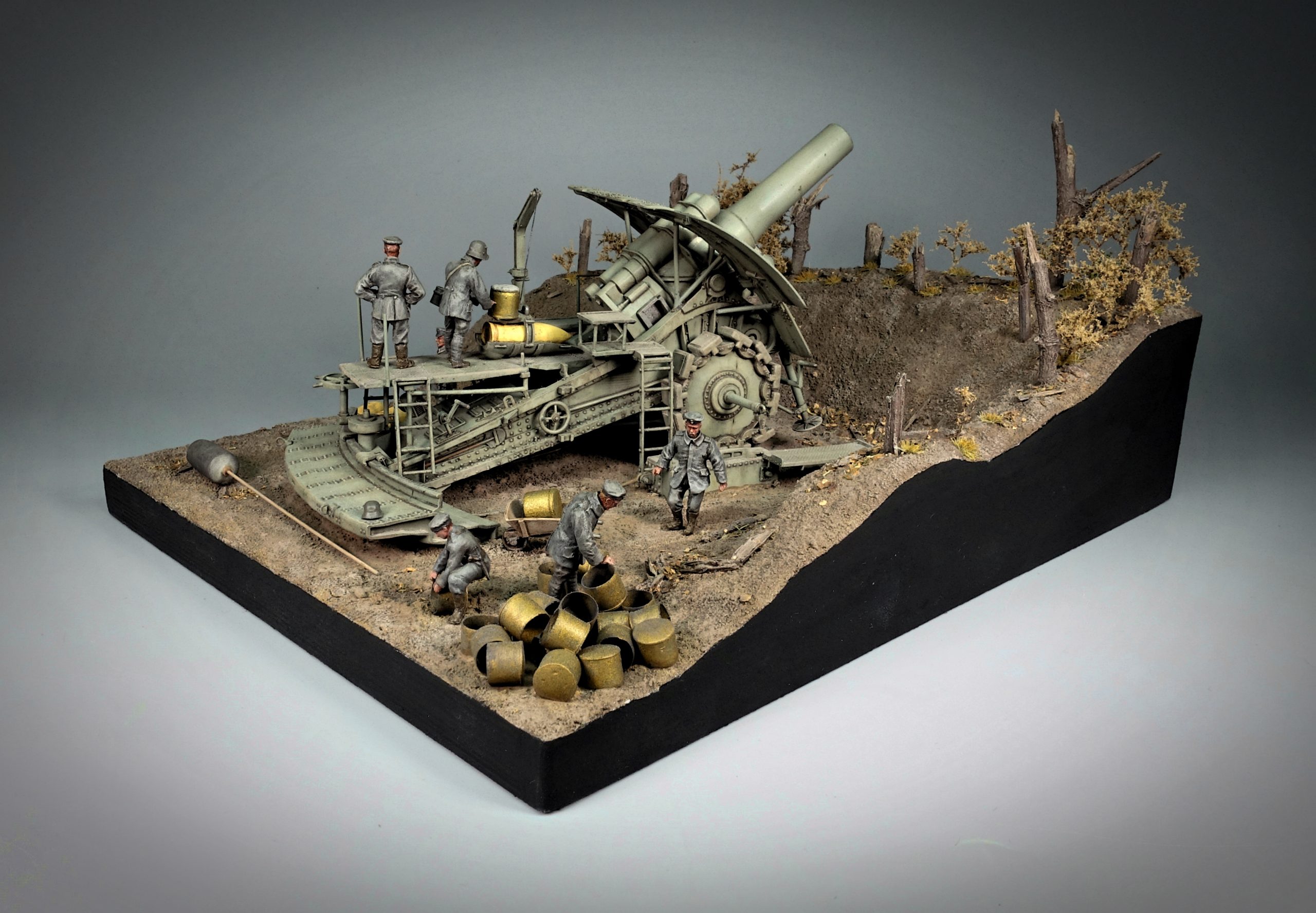 "Die Dicke Bertha" by Stefan Szymanski - The Art of Modeling Club