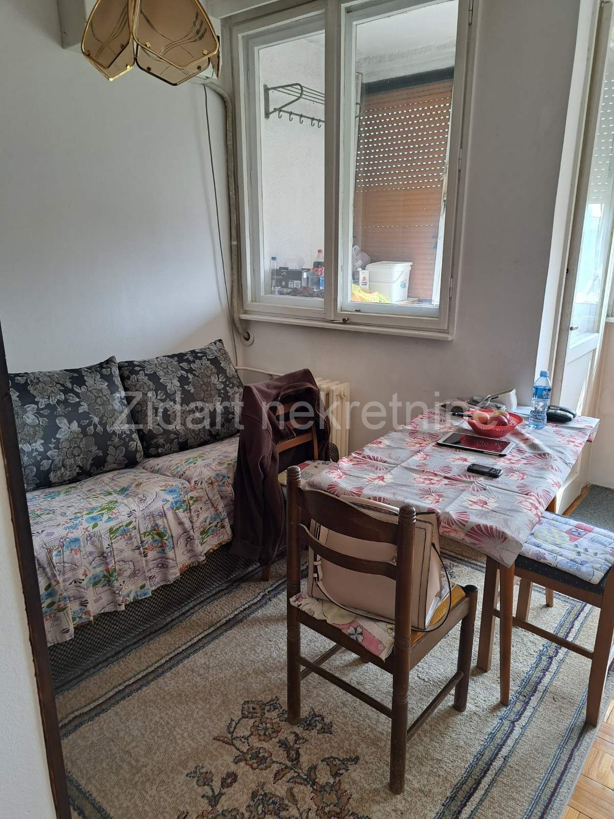 Stari Merkator, Bulevar maršala Tolbuhina, 2.0 stan