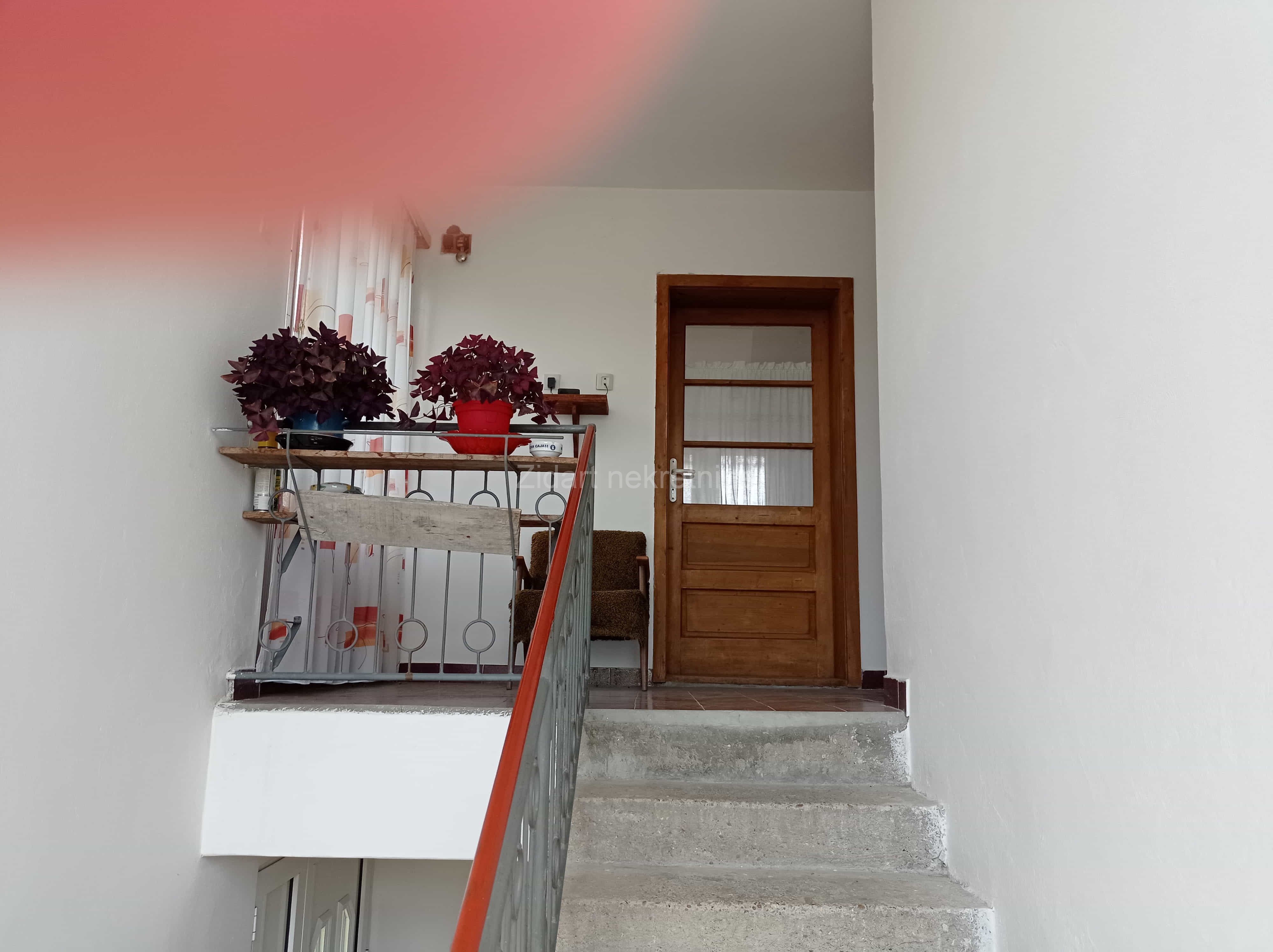 Vozdovac, Ripanj, kuća sa kompletnim domaćinstvom, 120m2 i 25a