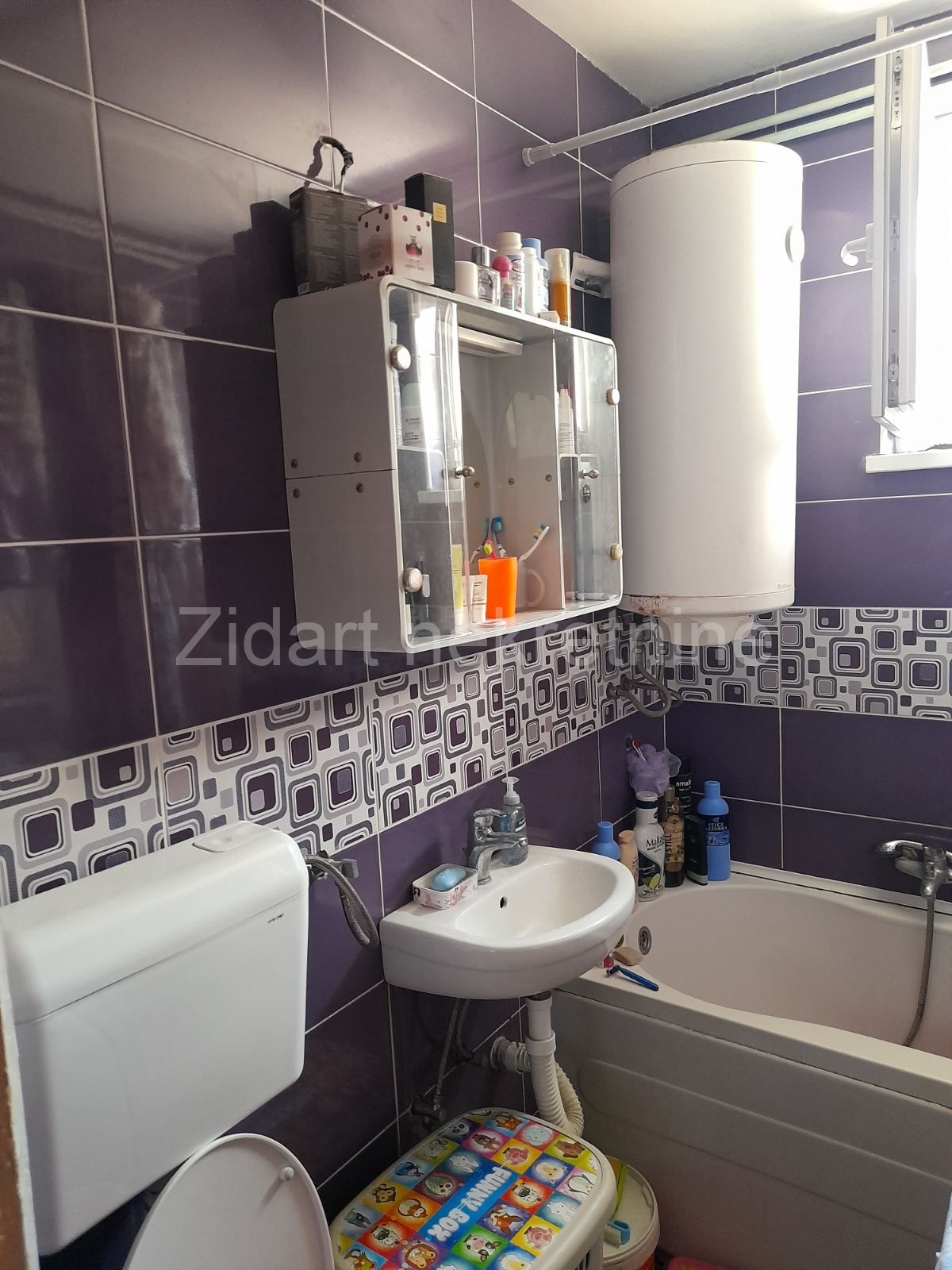 Zemun polje, Tomice Popovića, 2.5, 52m2