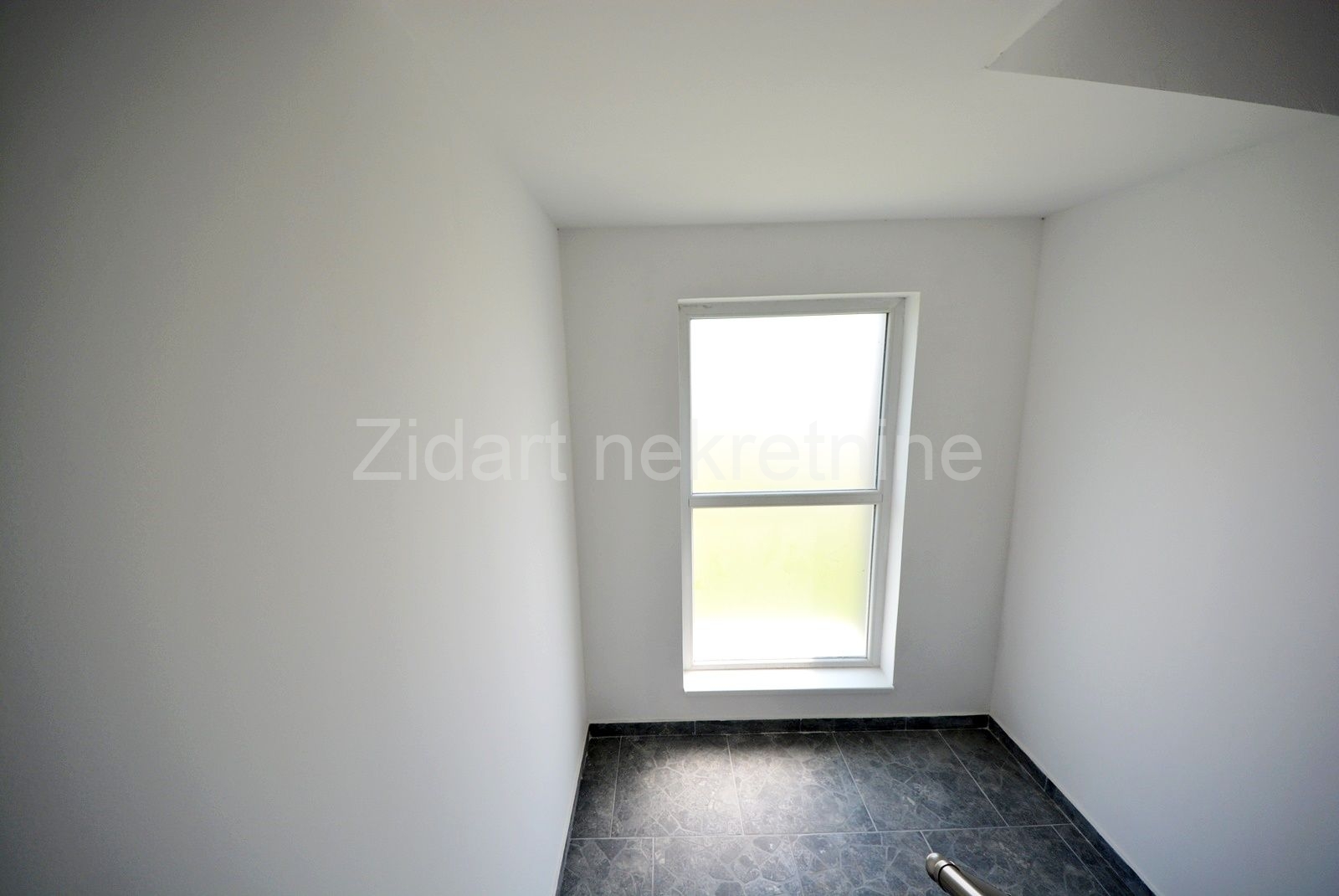 Zemun polje, 59m2m2, 2.5 - odlična novogradnja