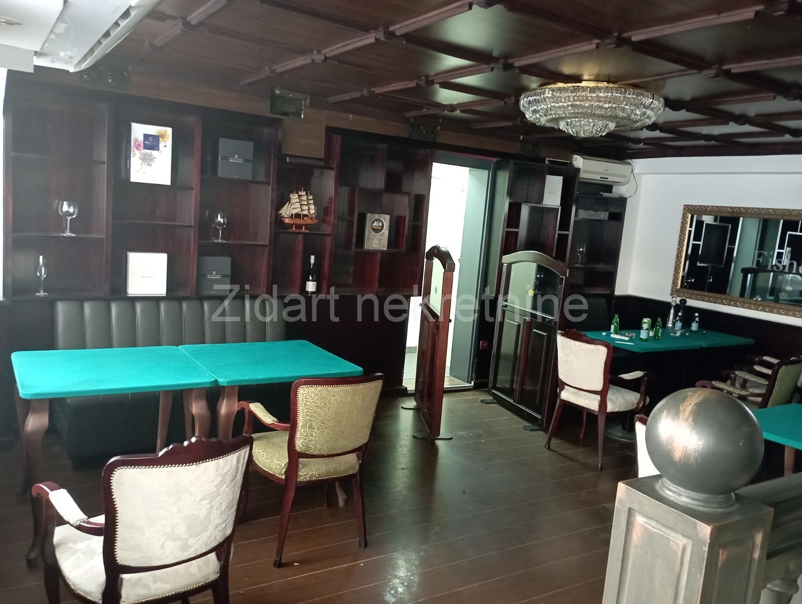 Kafic u lux hotelu, Savski Trg, 110m2