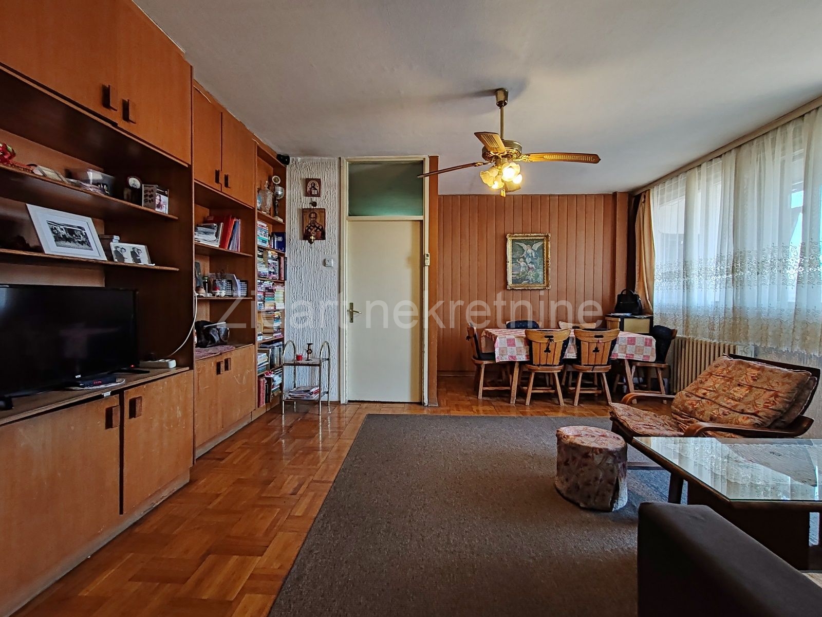 Stari Merkator, Bulevar Mihaila Pupina 74m2, 3.0, adaptibilan