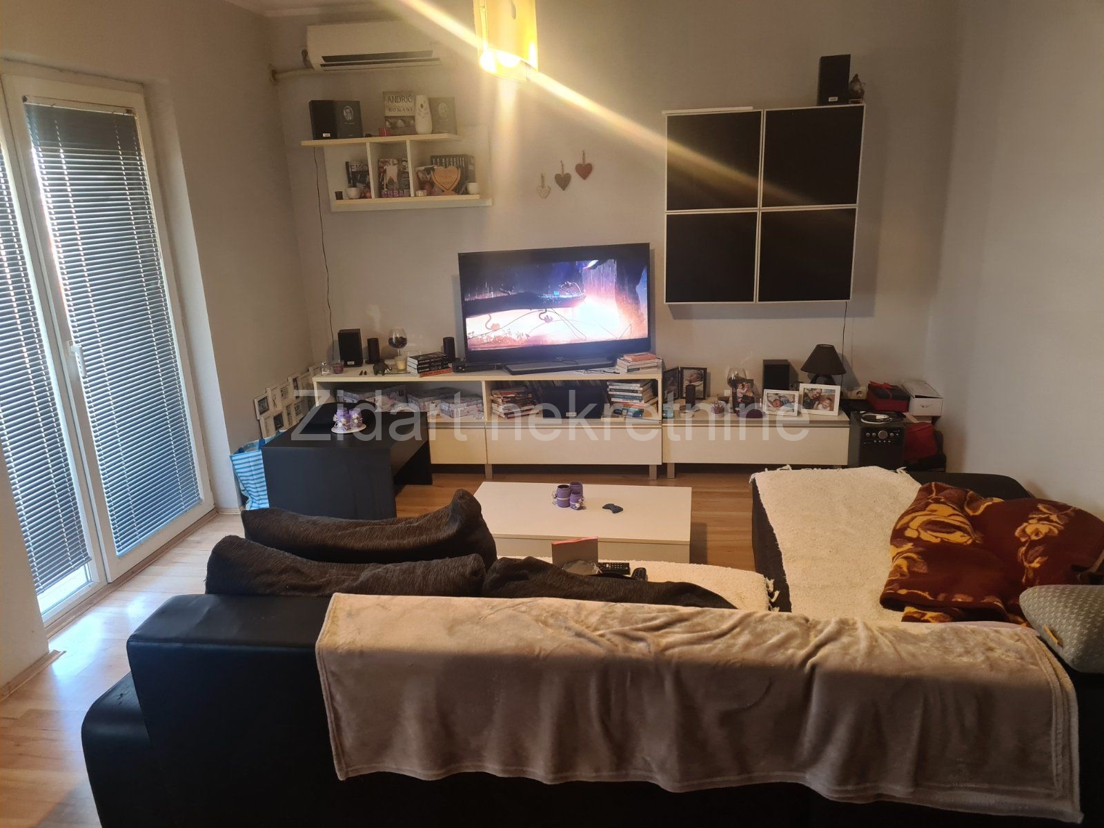 Miljakovac 3, kuća 600m2 na placu od 4.24a