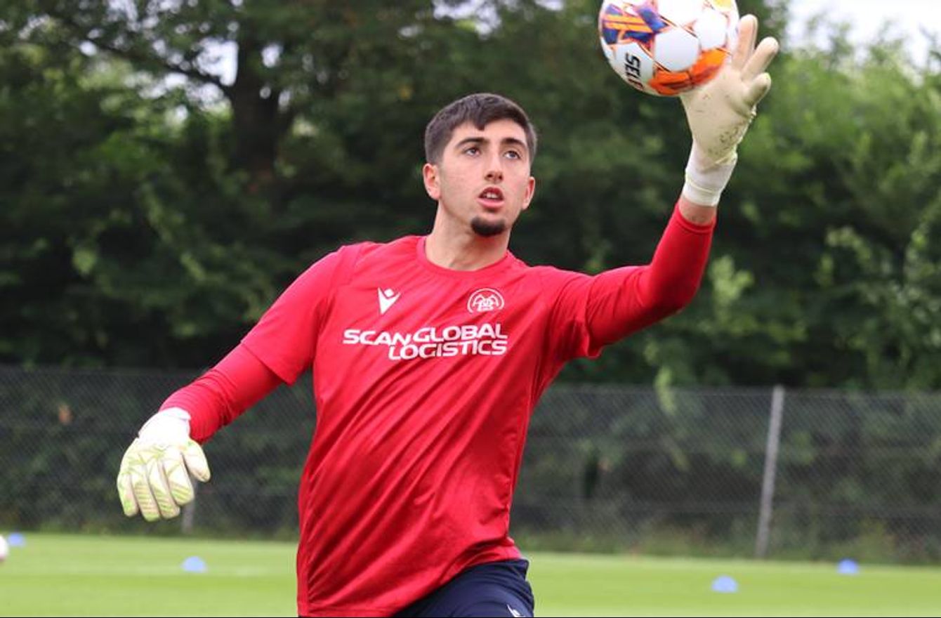 AaB henter talentfuld målmand i Australien