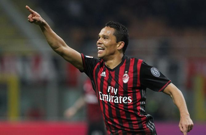 Bacca-agent: Han vil gerne tilbage til Sevilla | Bold