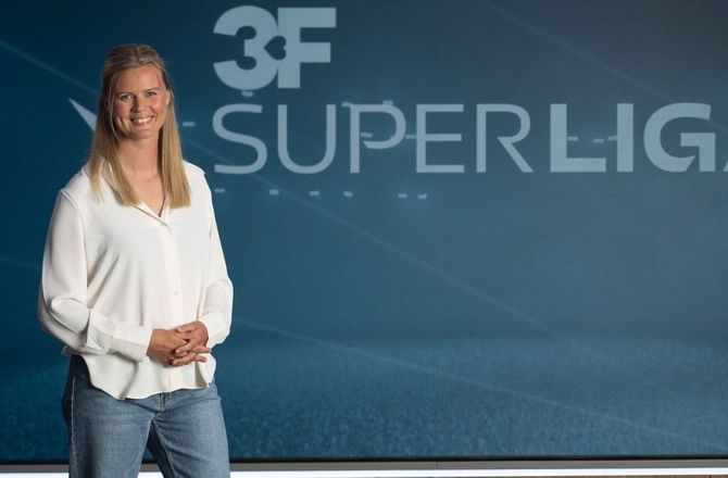 Stine Jensen bliver vært for Onside