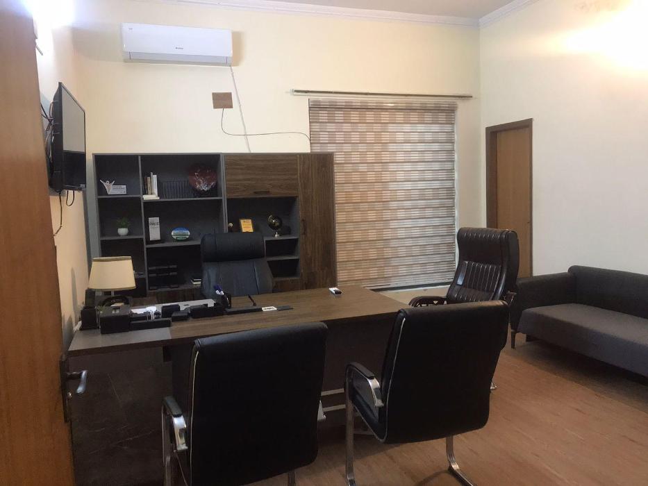 Ecomxpert (Amazon Services and Training Institute) - Lahore