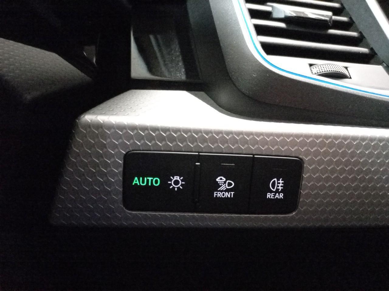 AUDI A1 SPORTBACK 40 TFSI 207CH S LINE S TRONIC 7 ESSENCE DE 2022 AVEC ...