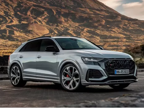 New Audi RSQ8 Sport V8 2021 | Motory