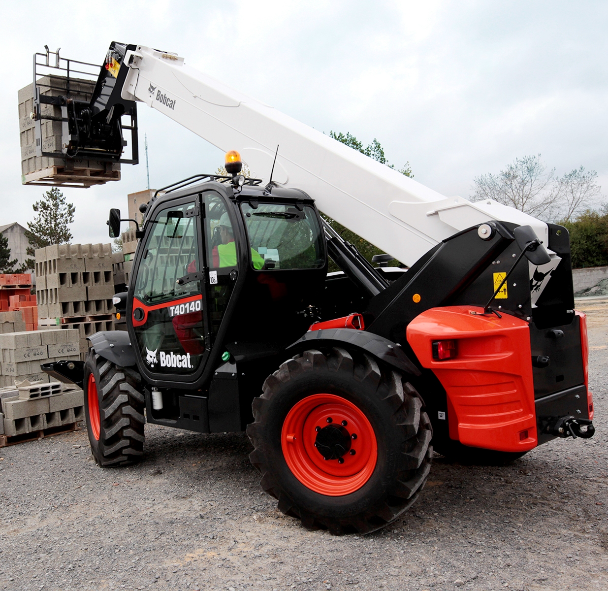 Bobcat upgrades telehandlers | Vertikal.net