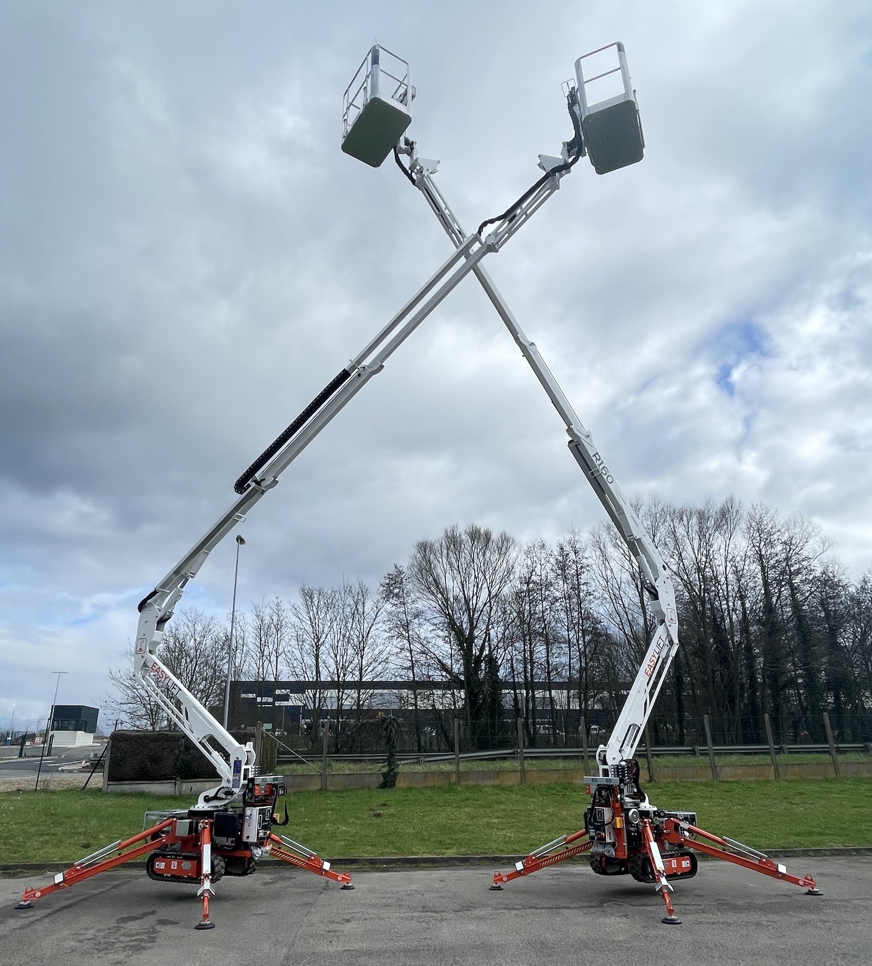 Four French spiders | Vertikal.net