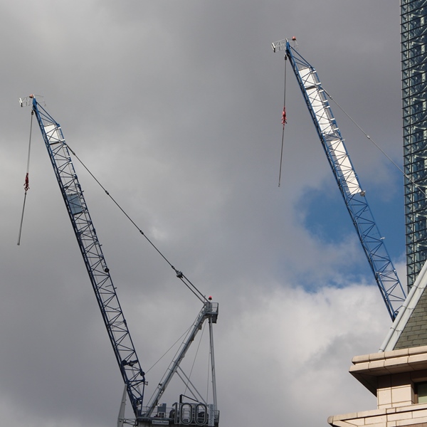 Retractable windsail for tower cranes | Vertikal.net