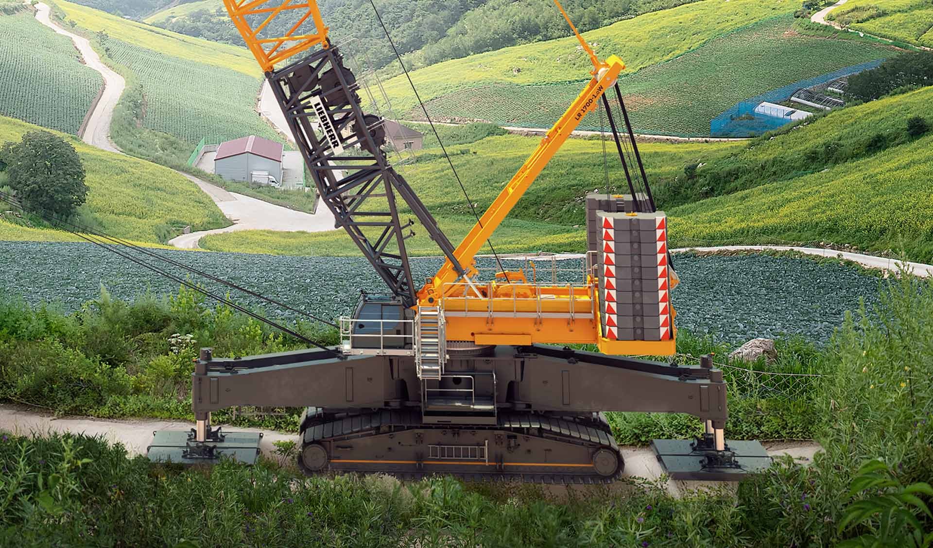 New 700t Liebherr narrow track crawler | Vertikal.net