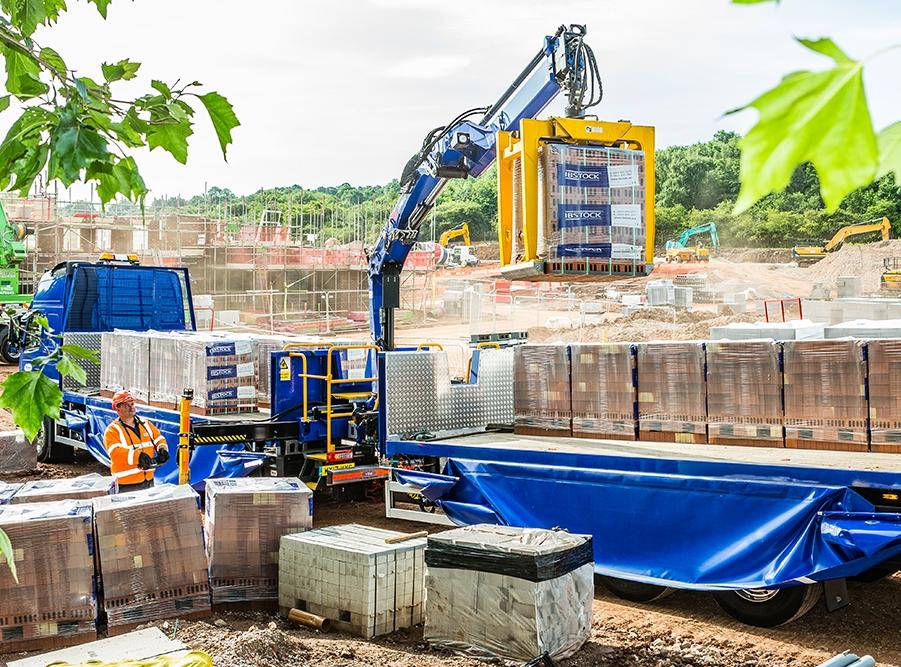 New Hiab loader cranes | Vertikal.net