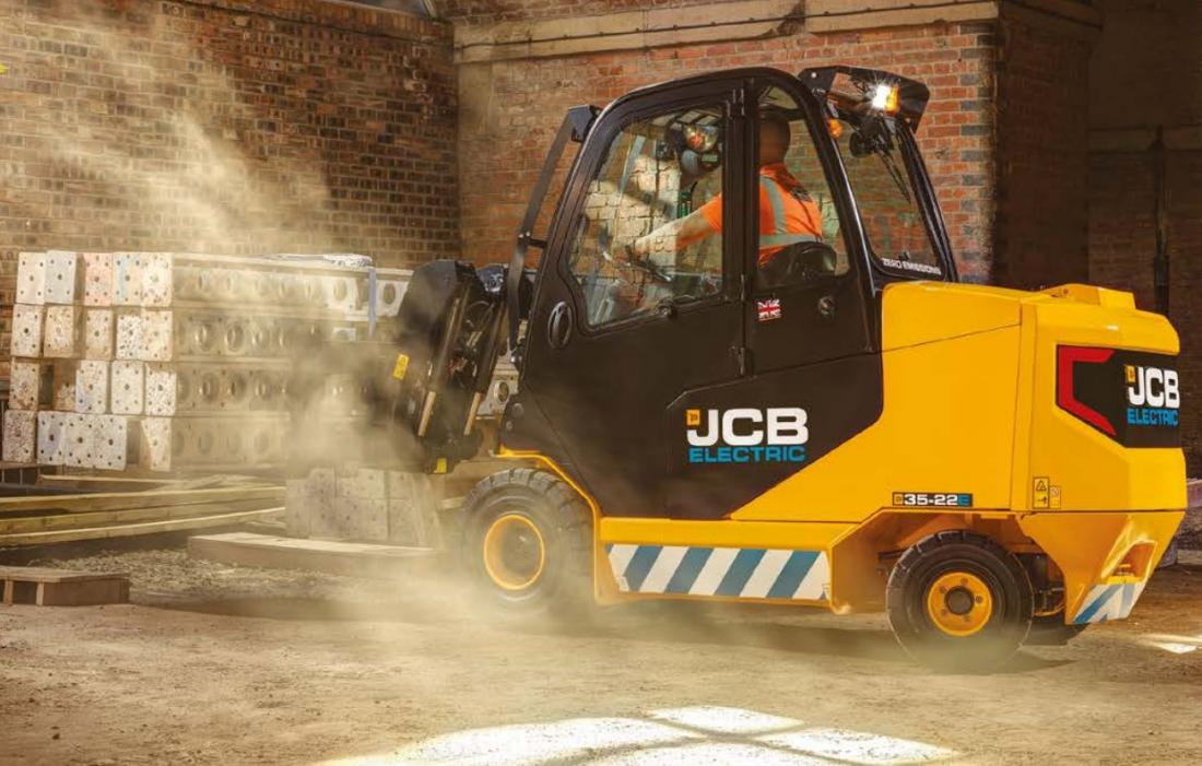 JCB launches electric telehandler | Vertikal.net