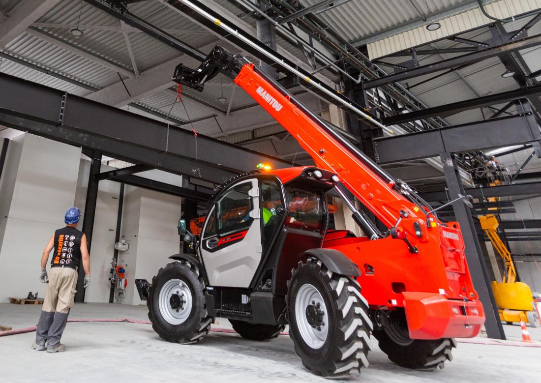 New Manitou mid range telehandlers | Vertikal.net