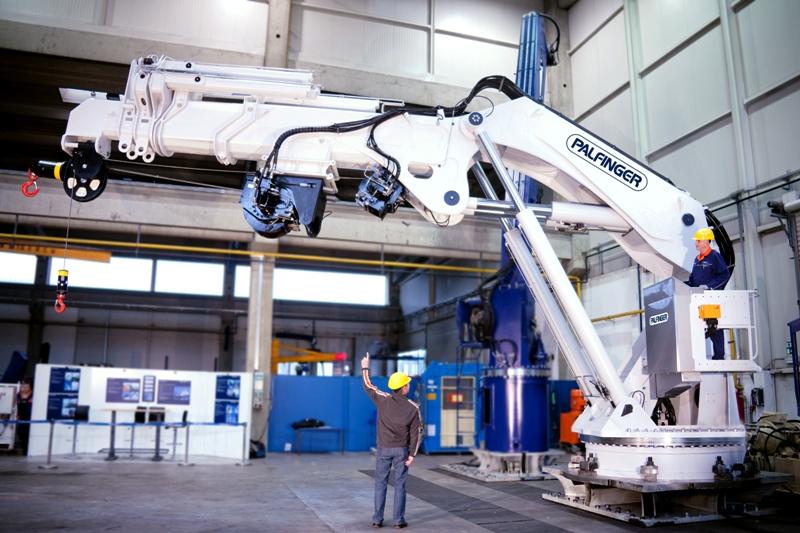 First heavy duty marine crane for Palfinger | Vertikal.net