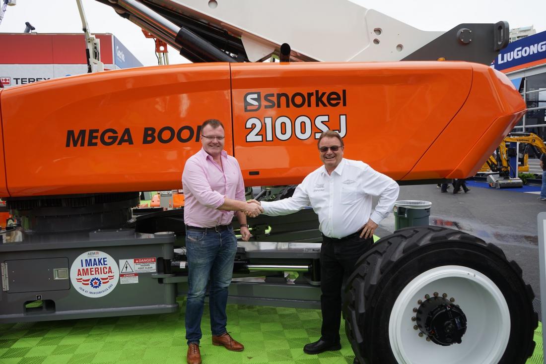 First three Snorkel 2100s | Vertikal.net